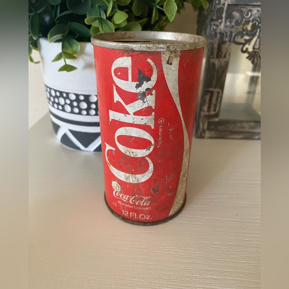 Coca Cola | Other | Vintage Soda Can Coke Coca Cola Late 96s 1970s 12 Fl Oz No Deposit Steel ...